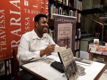 André Moreira - Entrevistado :: Divulga Escritor